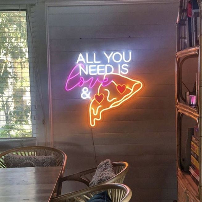 Restaurants – sign-custom